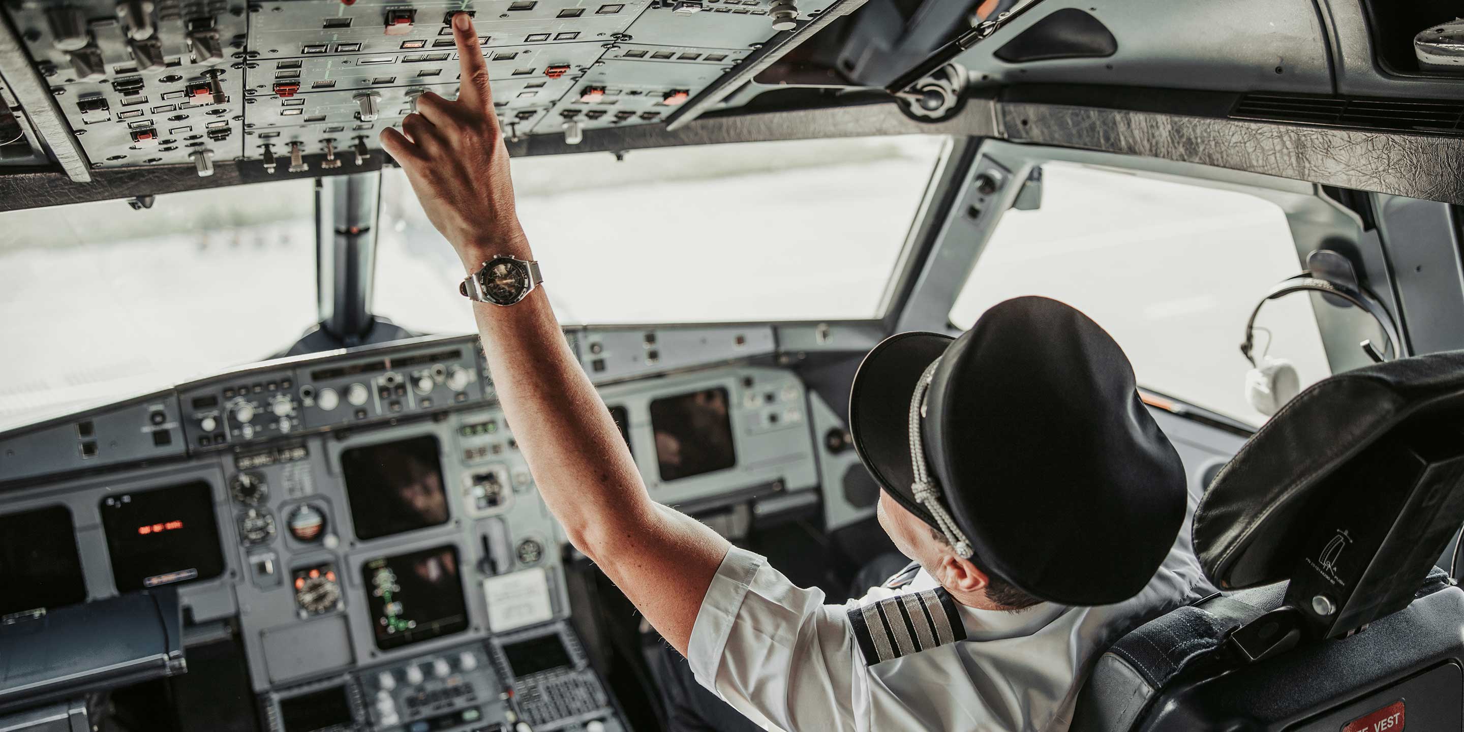 多功能控制显示单元（MCDU）